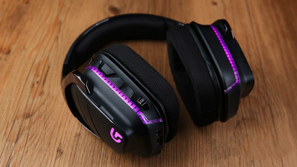 Logitech G933 Artemis Spectrum Gaming Headset Review - Gamer Necessary